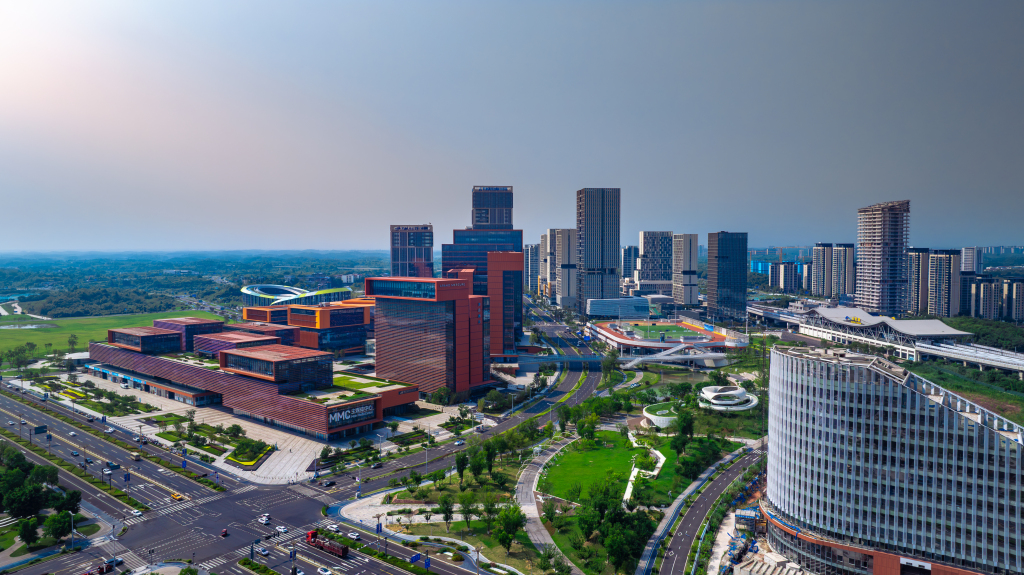 发布“产业人才政策八条” ，成都东部新区加快构建产才融合新生态_澎湃号·媒体_澎湃新闻-The Paper