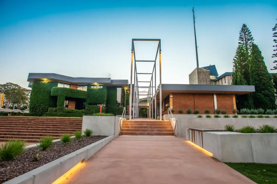 兰州大学 × 南昆士兰大学！_澎湃号·政务_澎湃新闻-The Paper