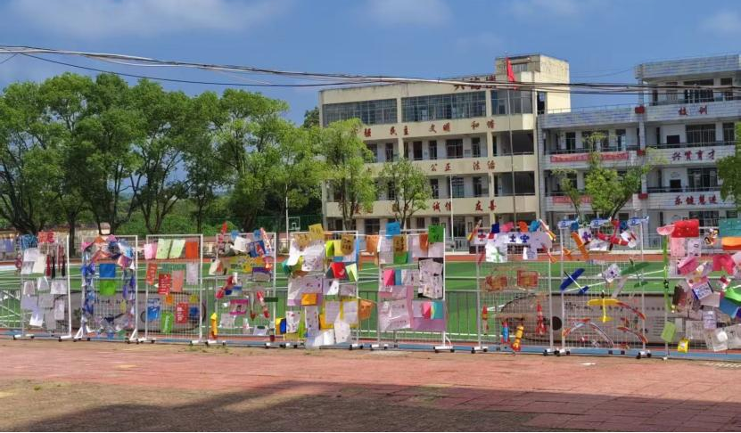 撤并潮里，“失语”的乡村教师_澎湃号·湃客_澎湃新闻-The Paper